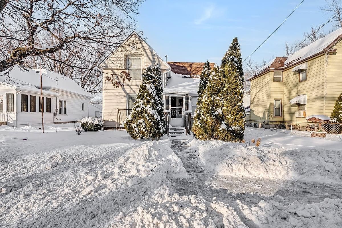 310 Conger St, Waterloo, IA 50703 | Zillow
