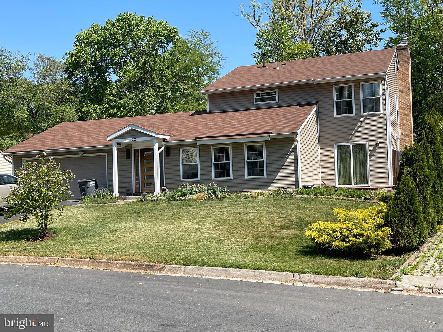 22 Running Brook Ln, Sterling, VA 20164 | Zillow