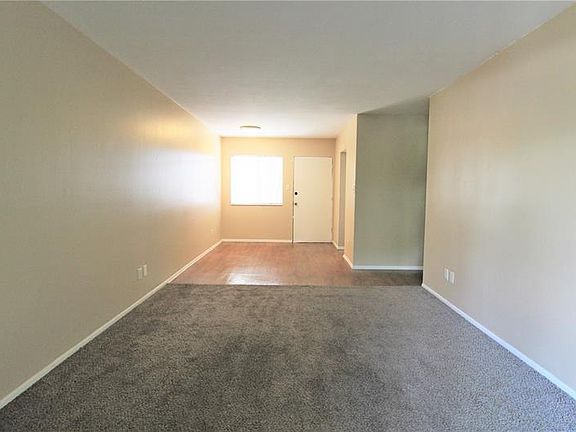 3001 Bee Ridge Rd APT 211, Sarasota, FL 34239 | Zillow