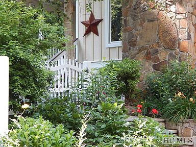 11 Ridge Ln, Highlands, NC 28741 | Zillow