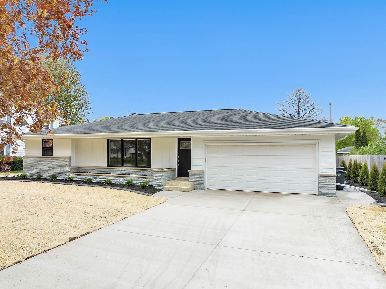 1129 Blue Ridge Dr, Green Bay, WI 54304 | MLS #50275496 | Zillow