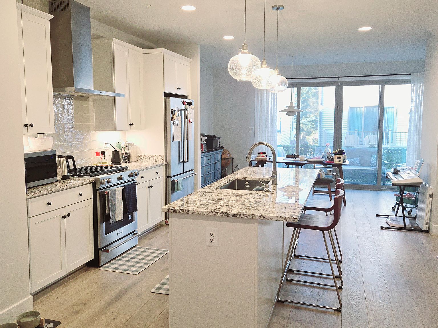 5038 Oakmoore Dr, Rockville, MD 20852 | Zillow