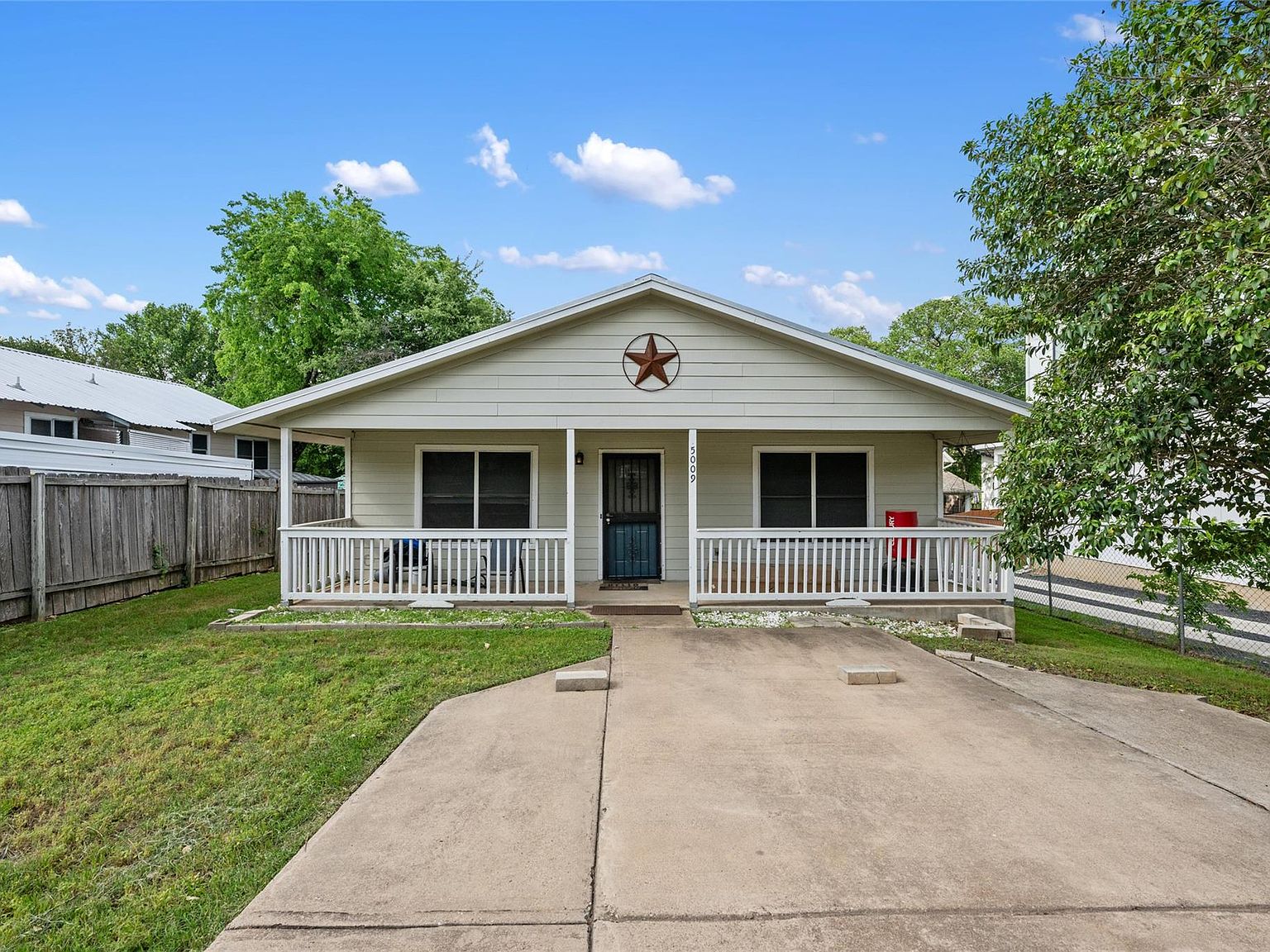 5009 Lott Ave, Austin, TX 78721 | MLS #4738617 | Zillow