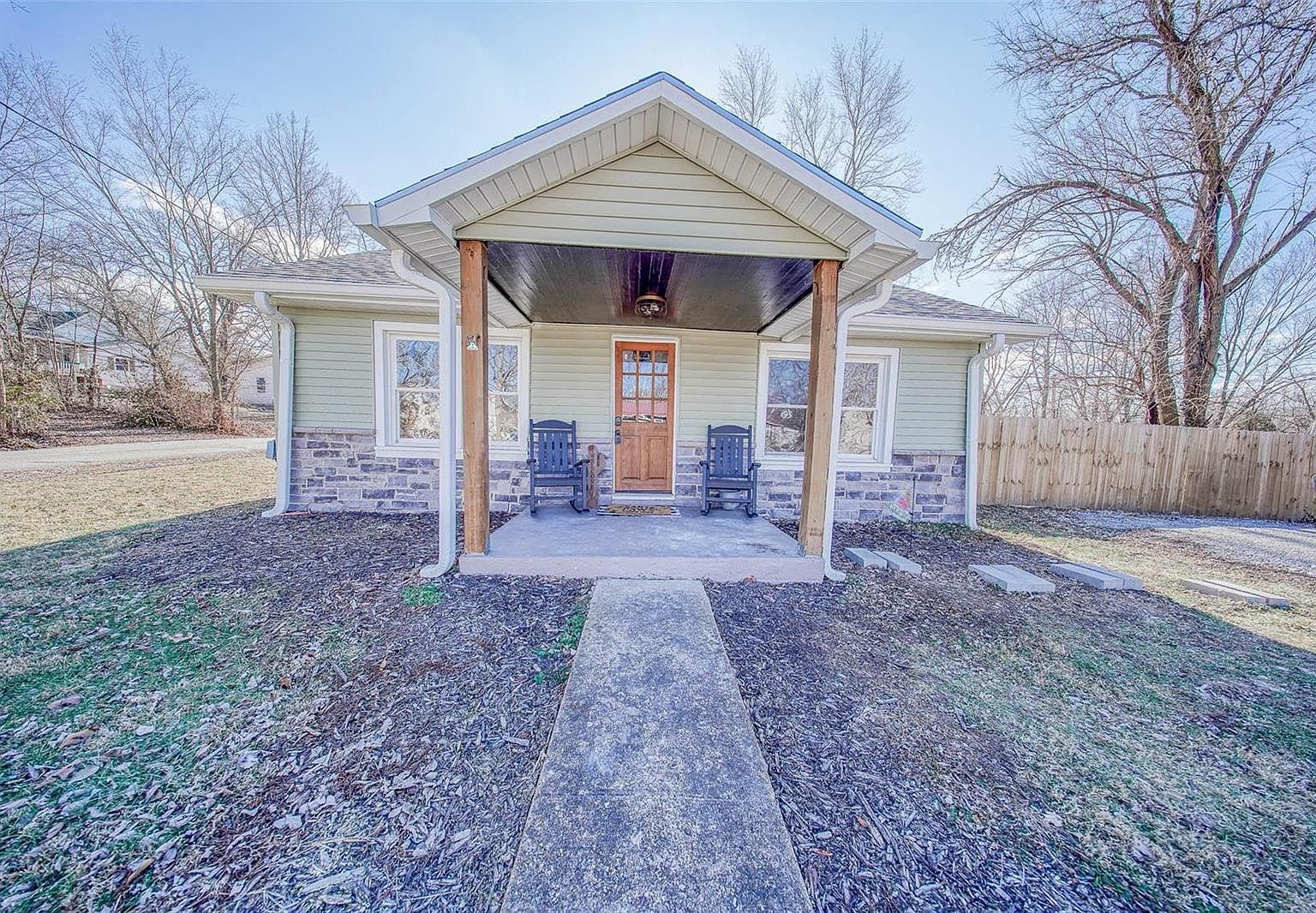 405 E Acuff St, Salem, MO 65560 | MLS #25002943 | Zillow