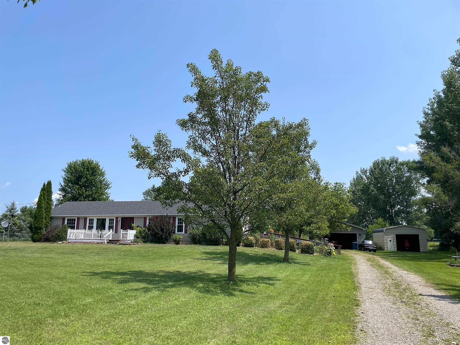 3940 N Lewis Rd, Coleman, MI 48618 | Zillow