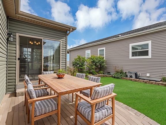 1463 Equestrian Dr, Grayslake, IL 60030 | MLS #12212855 | Zillow