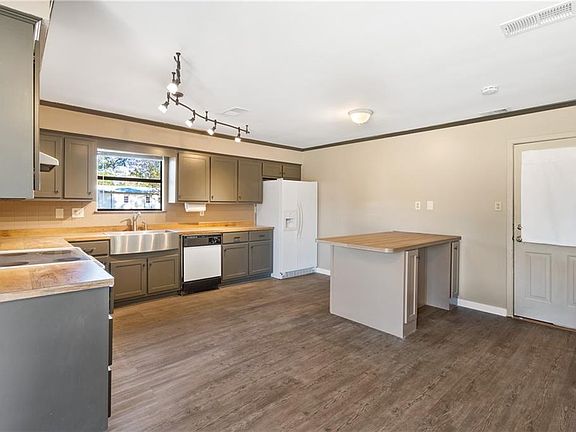 6250 Half Mile Rd, Theodore, AL 36582 | MLS #7339142 | Zillow