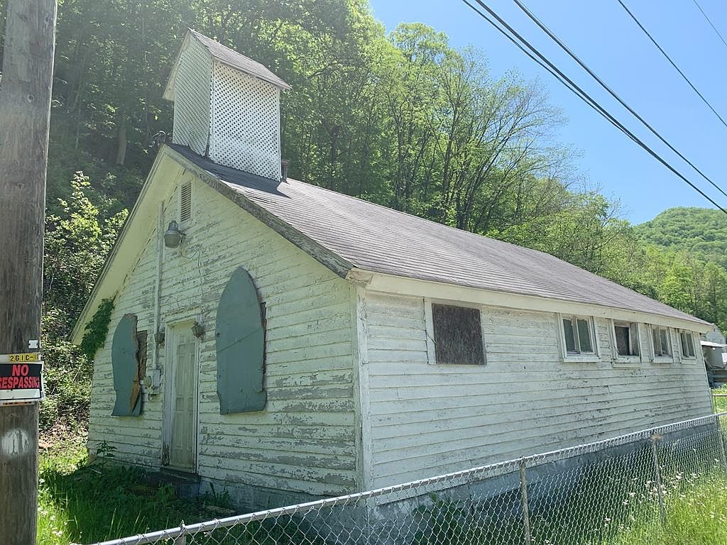 8016 Rocket Boys Dr, Squire, WV 24884 | Zillow