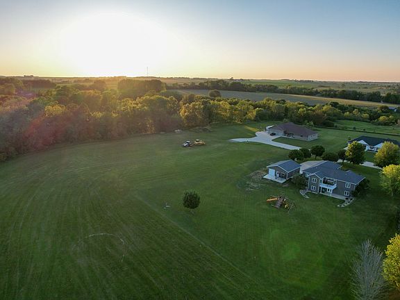 1109 Saint Andrews Dr, Cherokee, IA 51012 | MLS #675651 | Zillow