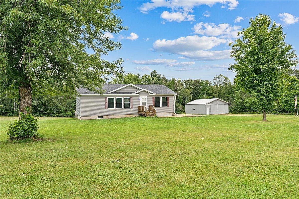 746 9th Ave, Almena, WI 54805 | Zillow