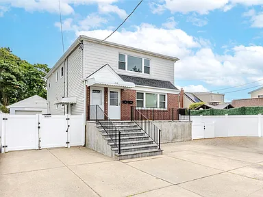 214 Carman Ave East Rockaway NY | Zillow