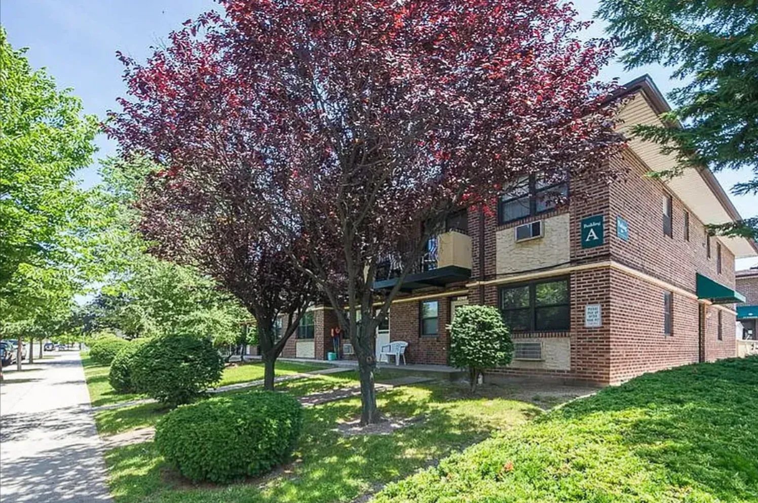 190 Robinson Avenue #1 in Throgs Neck, Bronx | StreetEasy