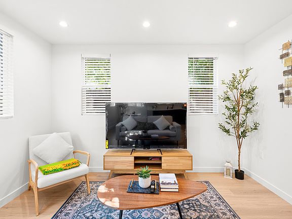 14347 Emelita St, Van Nuys, CA 91401 | Zillow