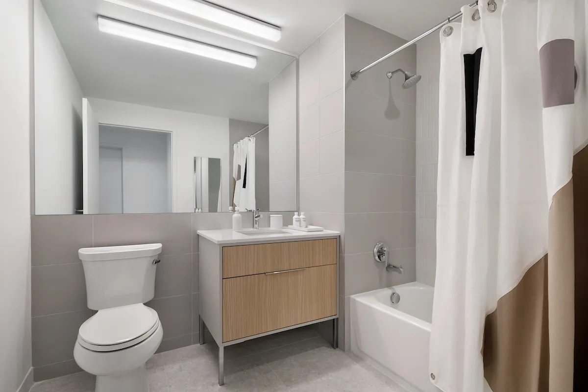Vantage Collection at 33 Park View Avenue in Waterfront : Sales ...