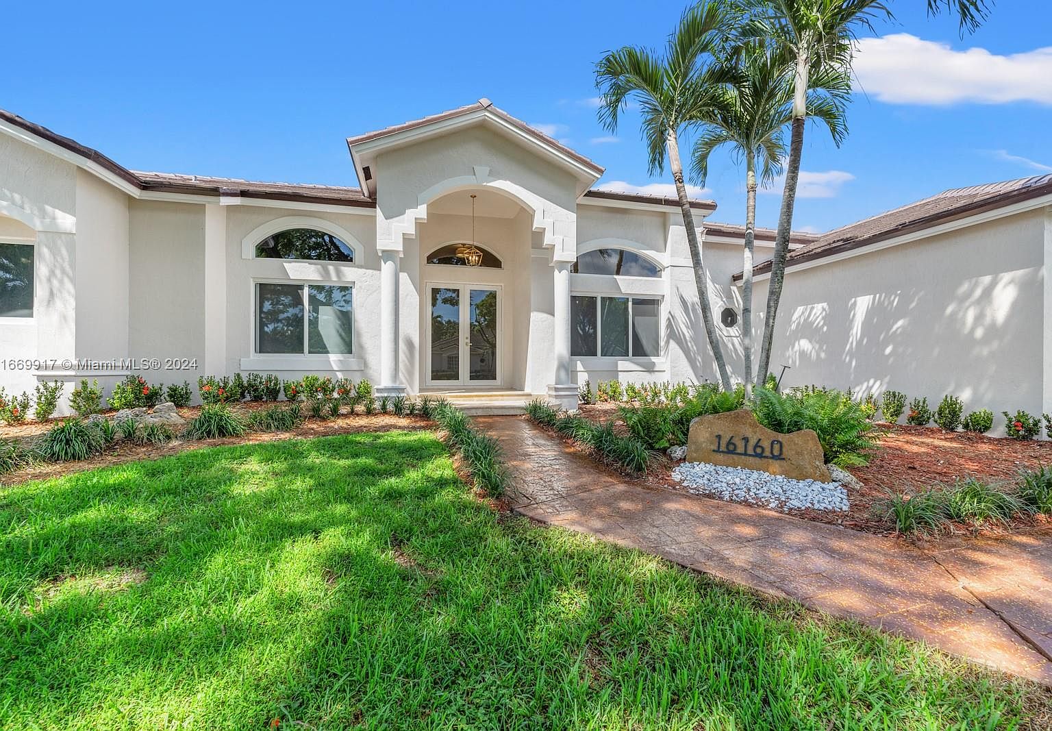 16160 SW 89th Pl, Palmetto Bay, FL 33157 | MLS #A11669917 | Zillow