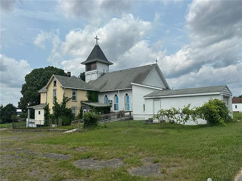 900-909 Lee Ave, Farrell, PA 16121 | Zillow