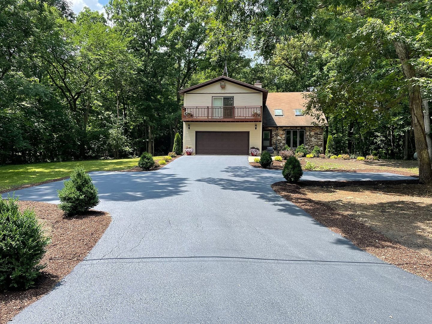 2913 Woodcliff Dr, Marengo, IL 60152 | Zillow