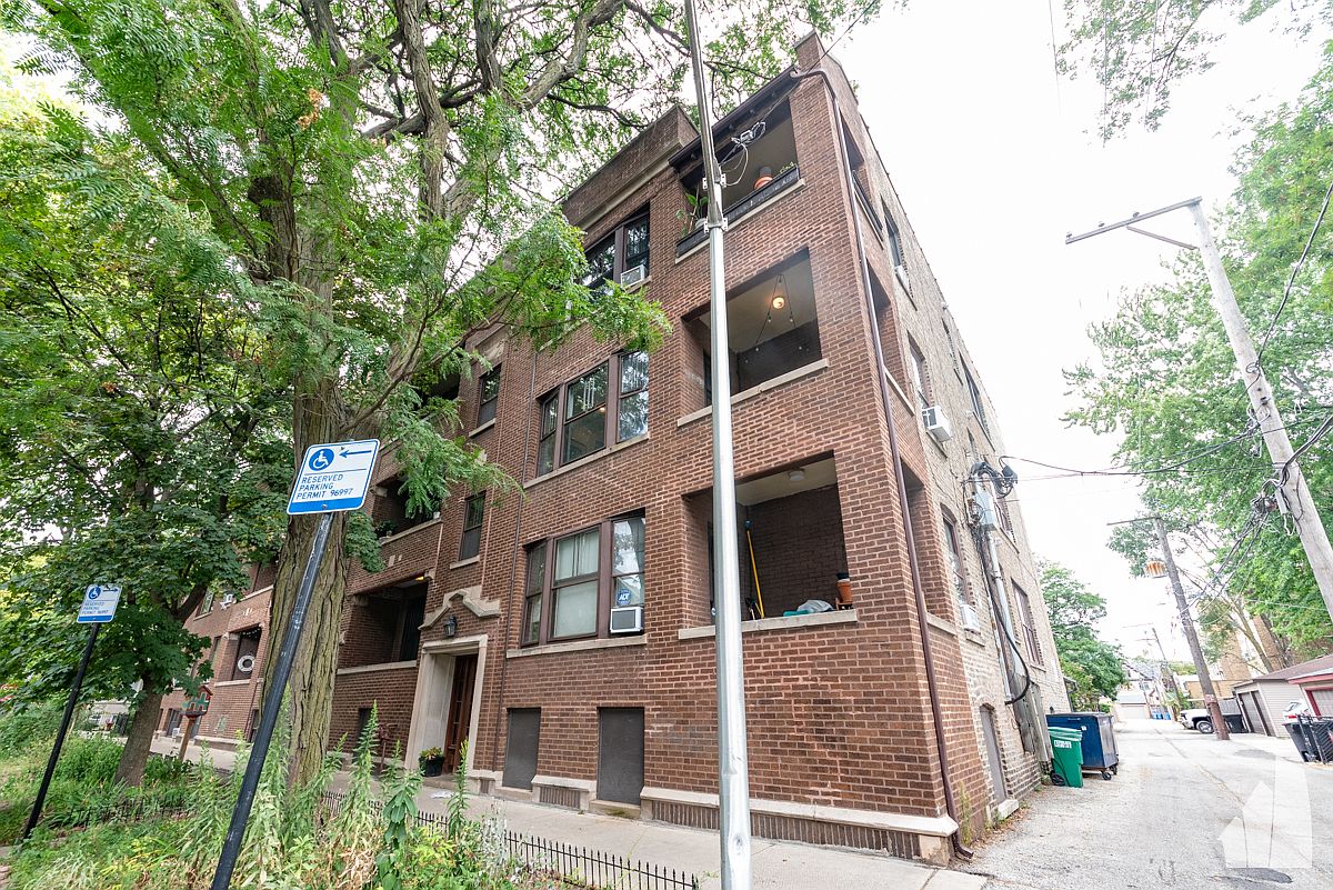 6253 N Greenview Ave #2, Chicago, IL 60660 | Zillow
