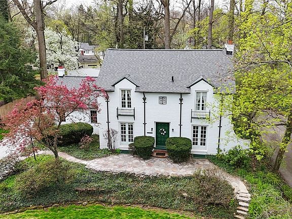 2864 Lakeland Pkwy, Stow, OH 44224 | Zillow