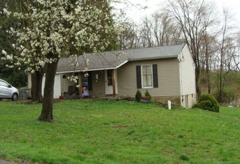 319 Chestnut Dr, Butler, PA 16001 | Zillow