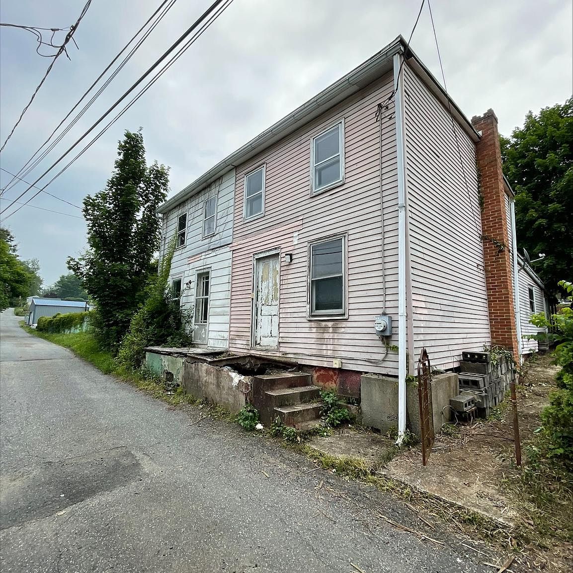 405-407 5th St, Pt Carbon, PA 17965 | Zillow