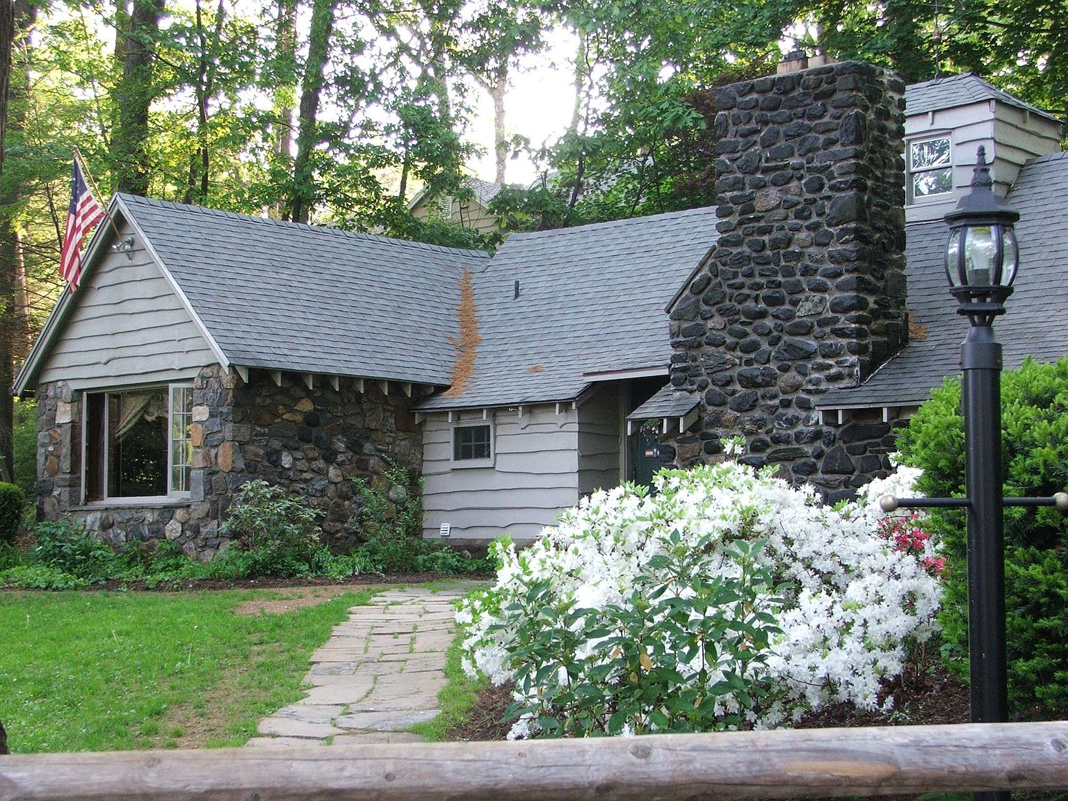 35 Ridge Rd, New Fairfield, CT 06812 | Zillow