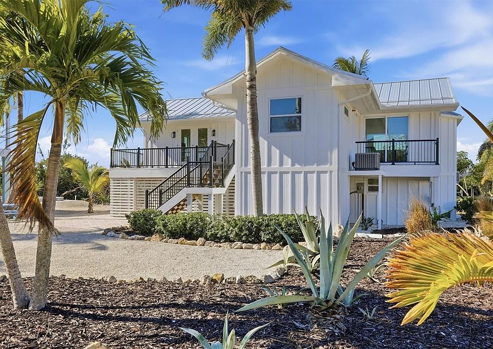 281 Bocilla Dr, Placida, FL 33946 | MLS #D6146138 | Zillow