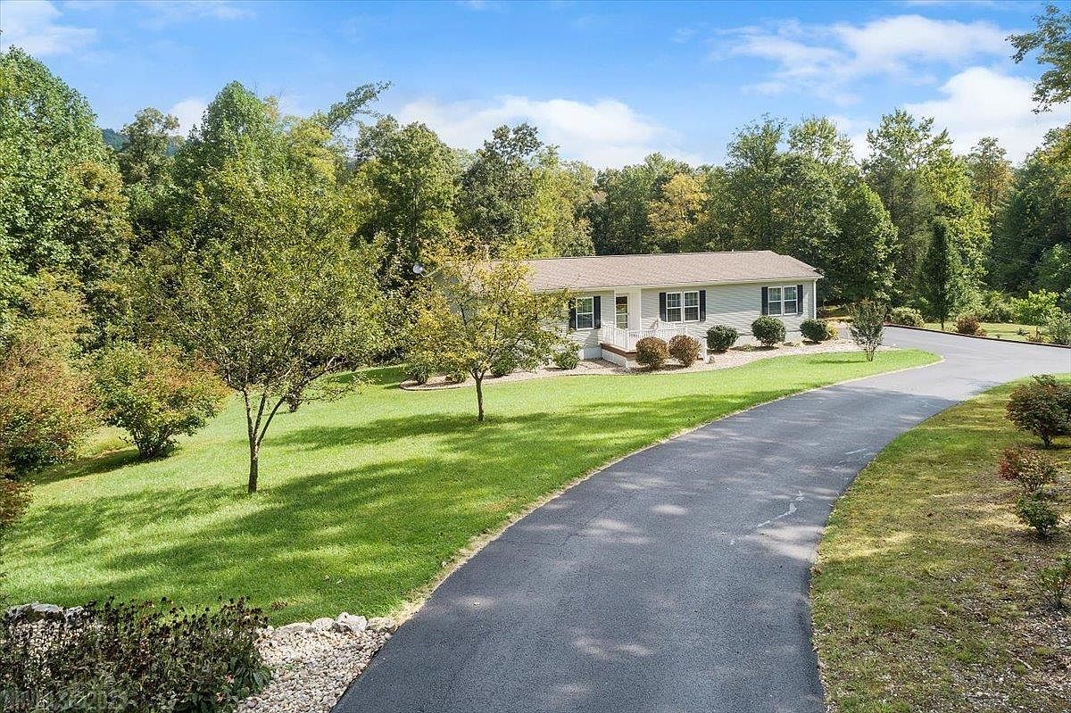 2654 Marion Dr, Draper, VA 24324 | Zillow