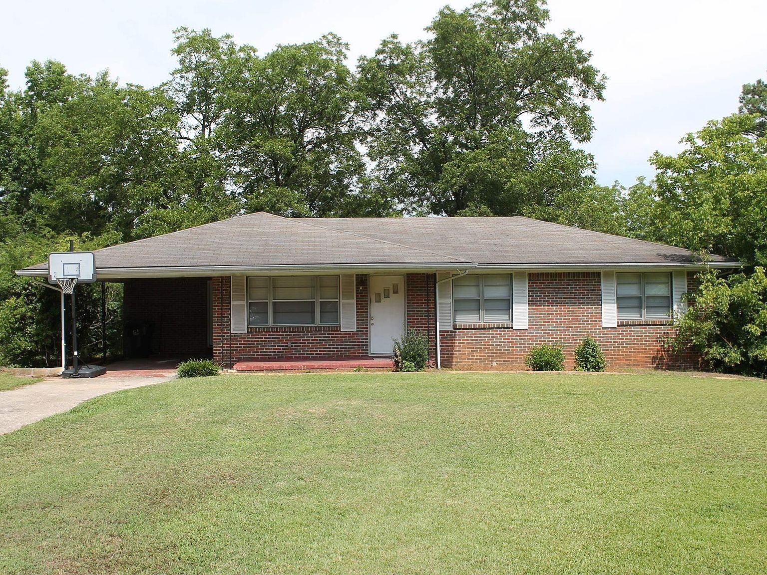 1243 Huffman Rd, Birmingham, AL 35215 | Zillow