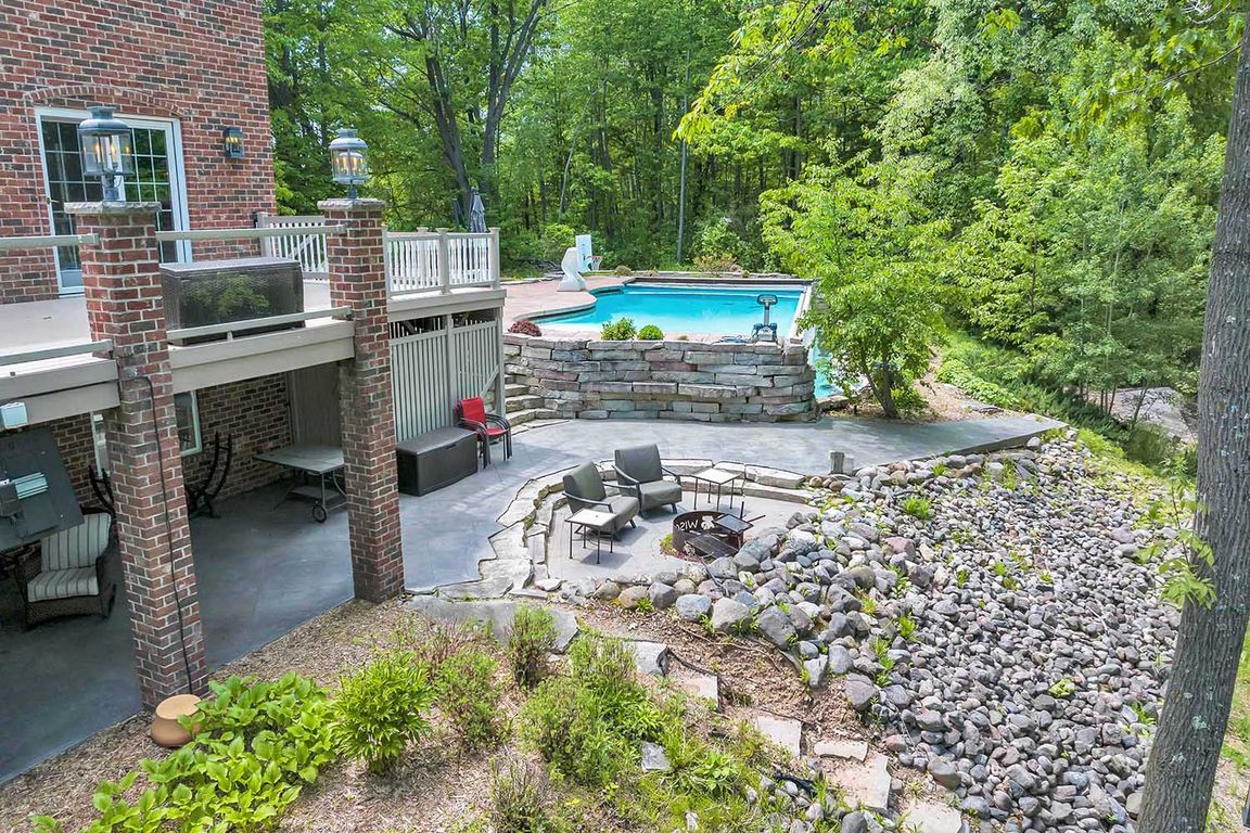 N5250 State Highway 180, Marinette, WI 54143 | MLS #50300082 | Zillow