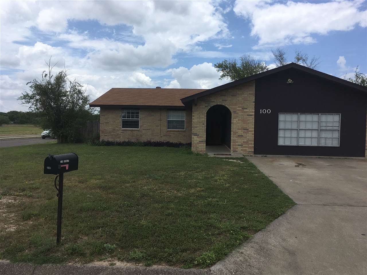 100 Hermosa Dr, Del Rio, TX 78840 | Zillow