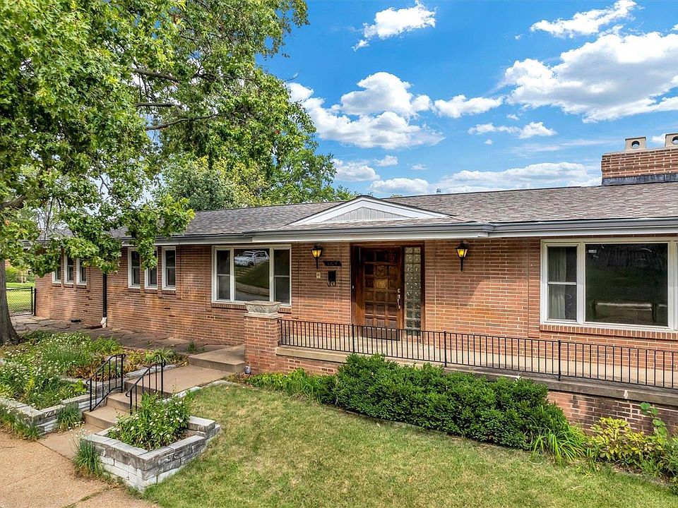 4304 Ivanhoe Ave, Saint Louis, MO 63109 | Zillow