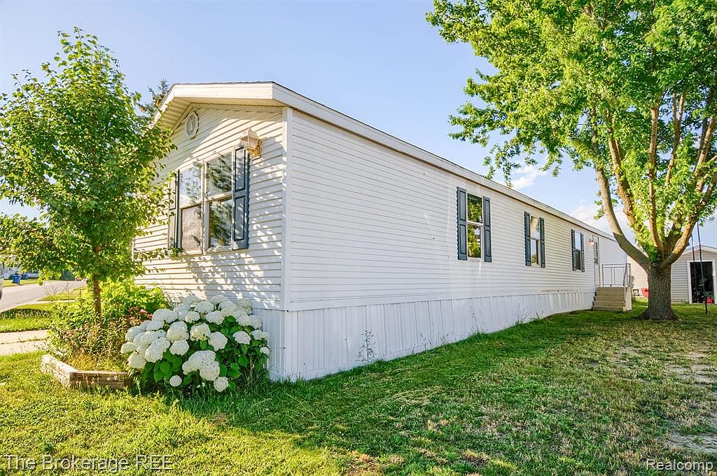 17129 Julie Dr, Davisburg, MI 48350 | Zillow