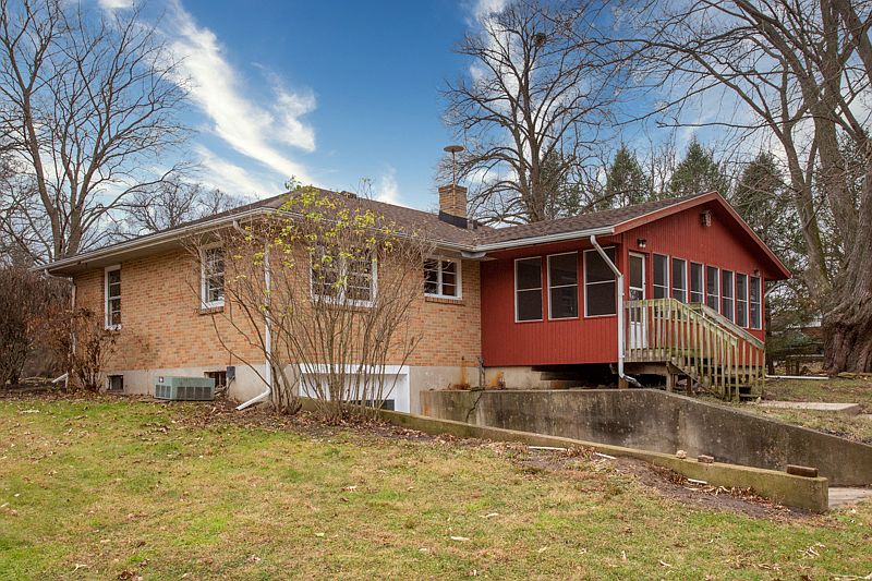 15642 E State Route 72, Davis Junction, IL 61020 | MLS #11686331 | Zillow