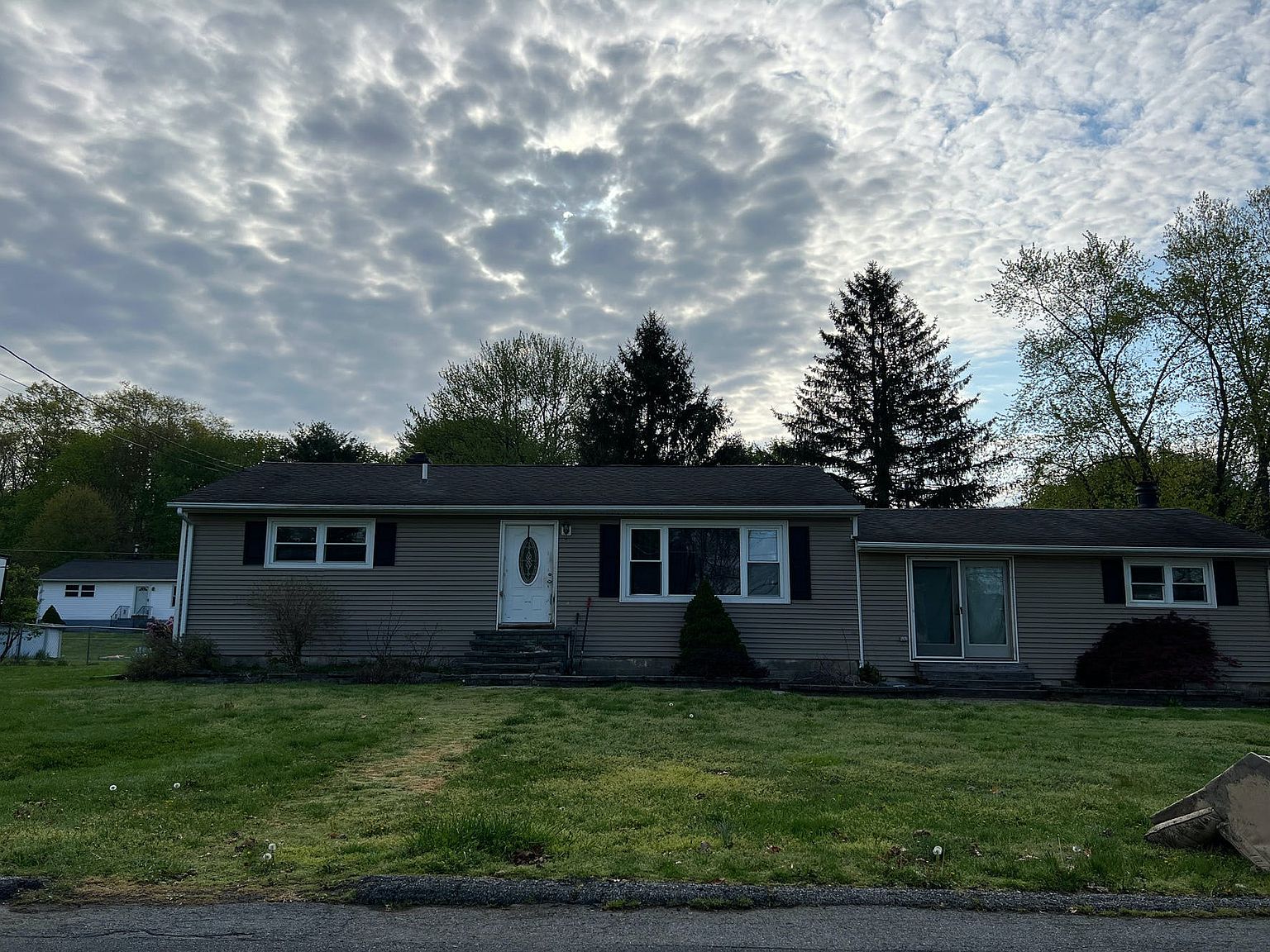 34 Alfred Pl, Walden, NY 12586 | Zillow