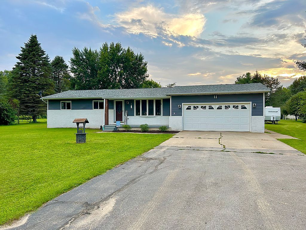 10040 Reese Rd, Birch Run, MI 48415 | Zillow