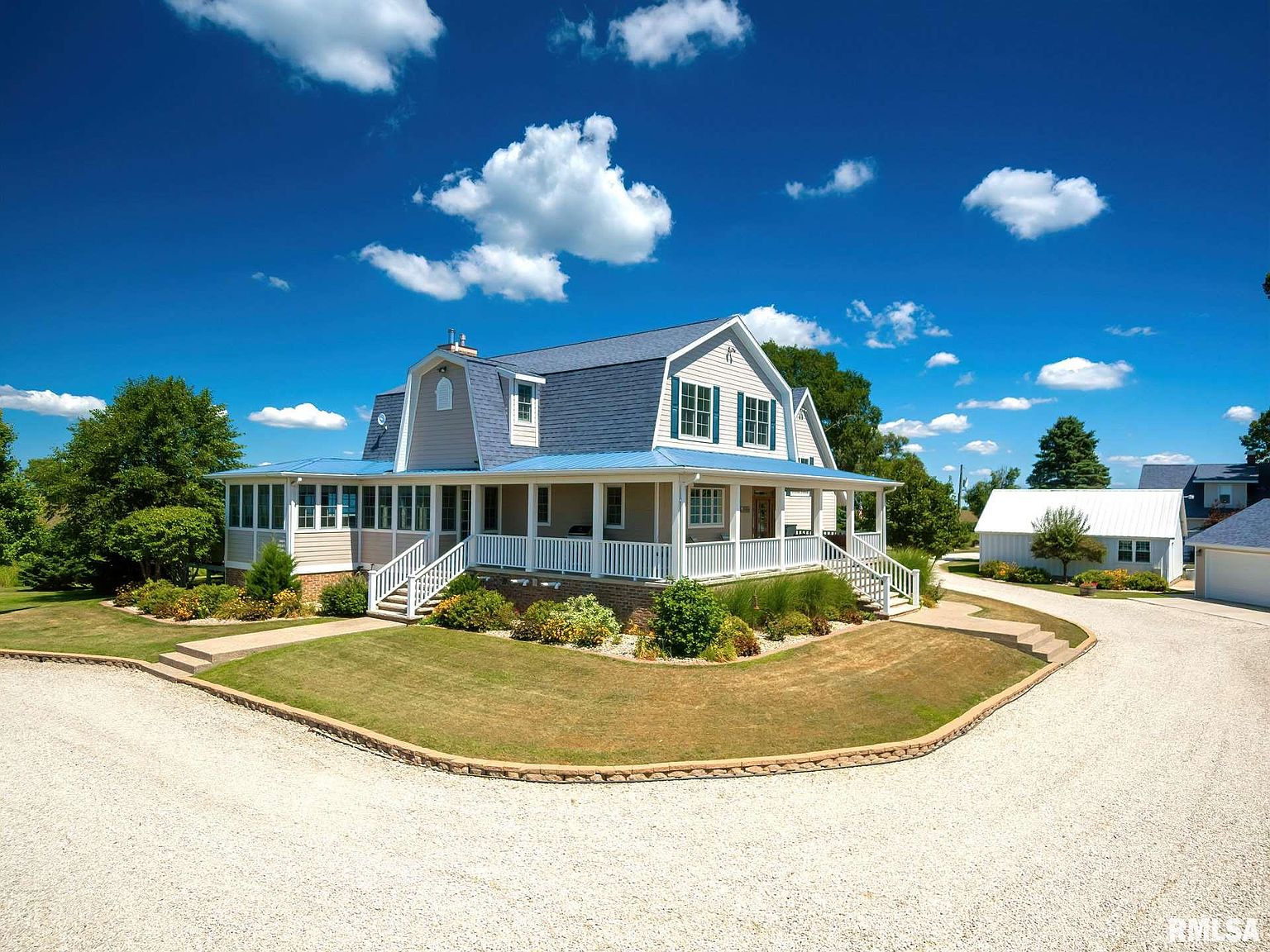 14785 E 2200th St, Atkinson, IL 61235 | Zillow