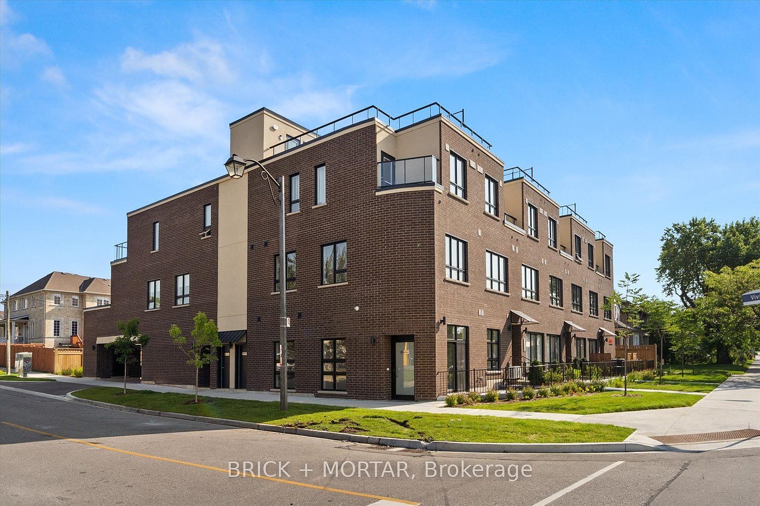 5 Vivian Rd, Toronto, ON M1M 0B2 | MLS #E12225410 | Zillow