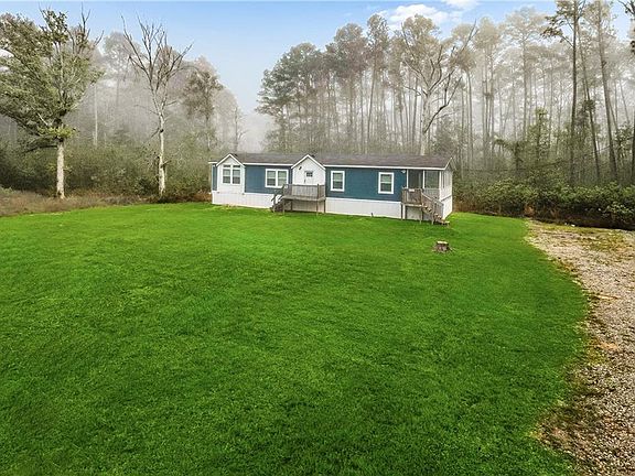 27125 Lakeview Dr, Holden, LA 70744 | MLS #2549041 | Zillow