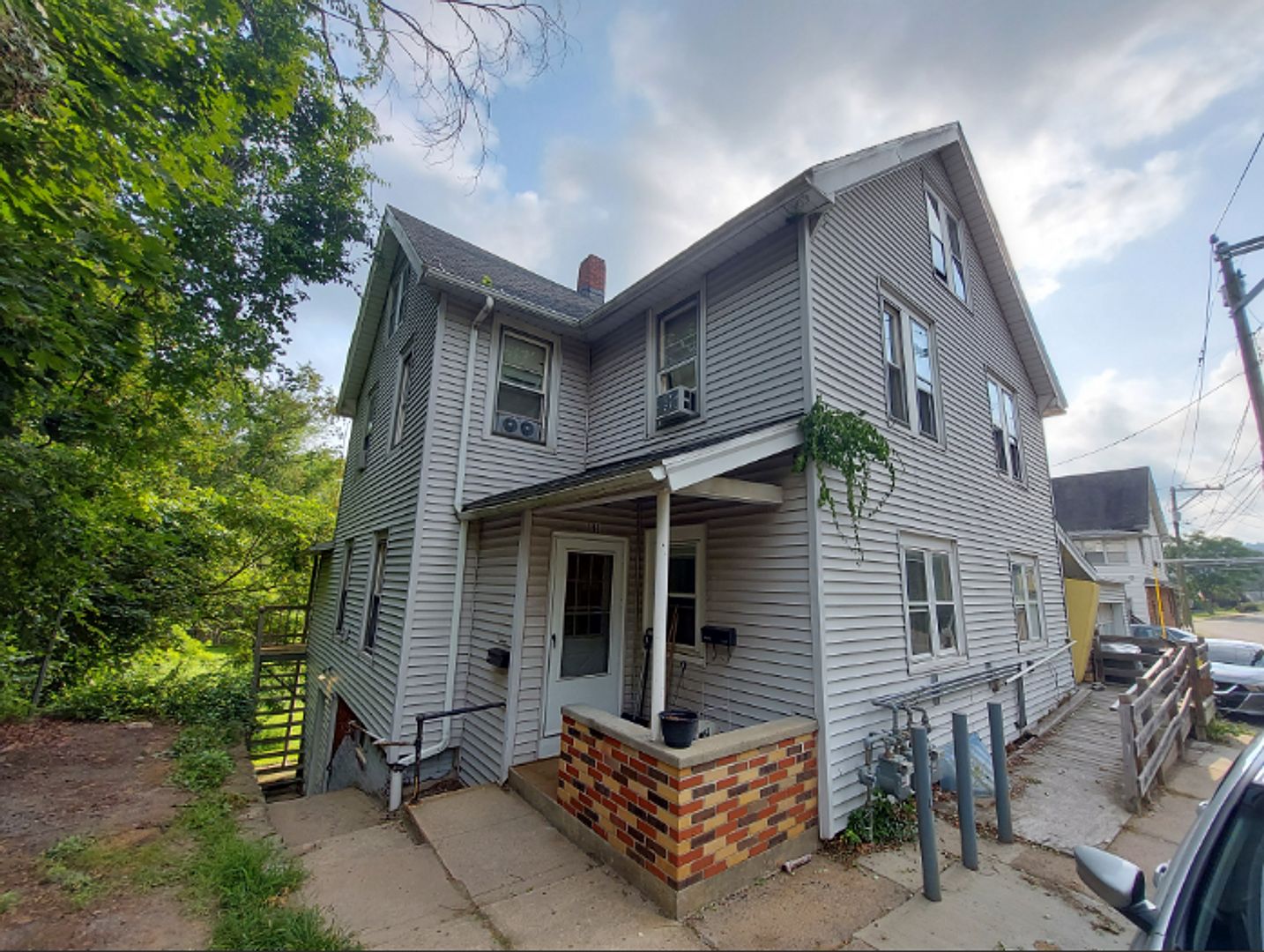 127 Scott St APT 2R, Naugatuck, CT 06770 | Zillow