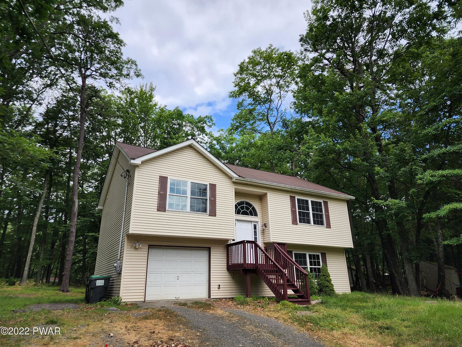 237 Ridge Dr, Milford, PA 18337 | Zillow