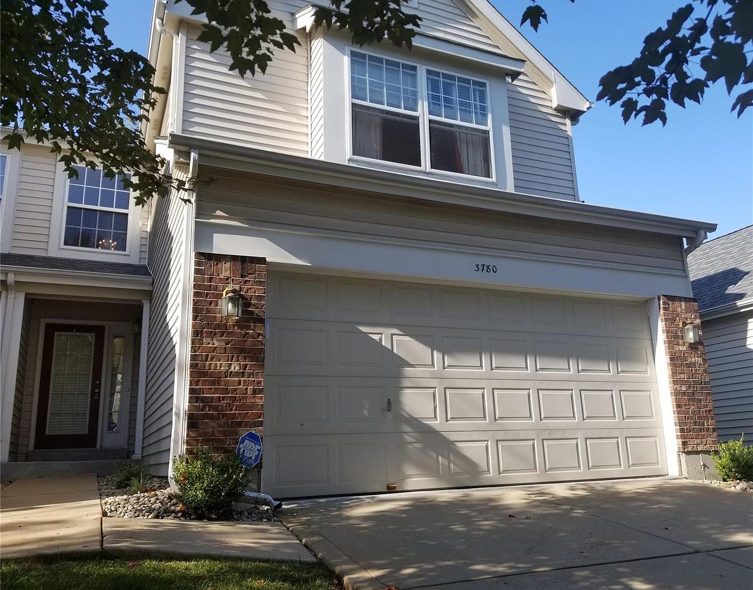 3780 Southern Manor Dr, Saint Louis, MO 63125 | Zillow