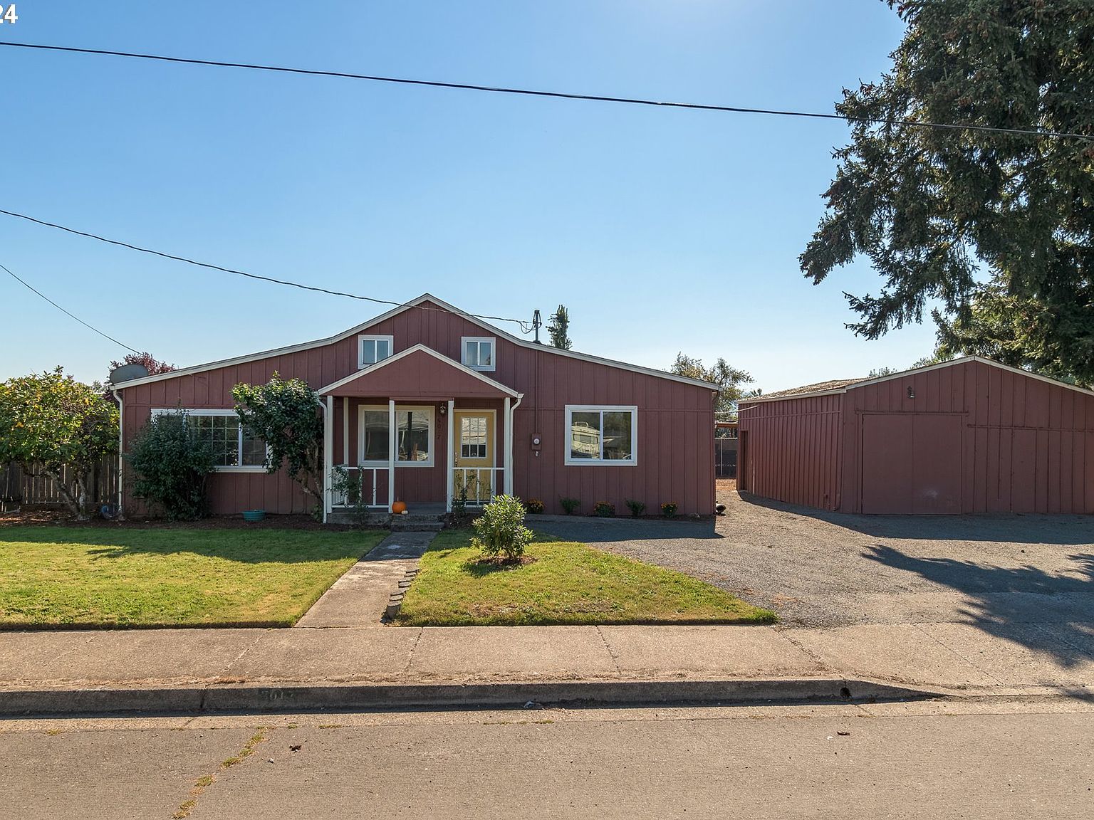 5017 D St, Springfield, OR 97478 | Zillow
