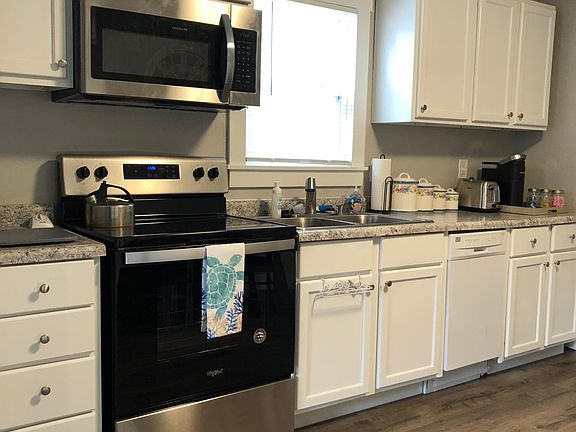 1033 S Crutcher Ave, Springfield, MO 65804 | Zillow