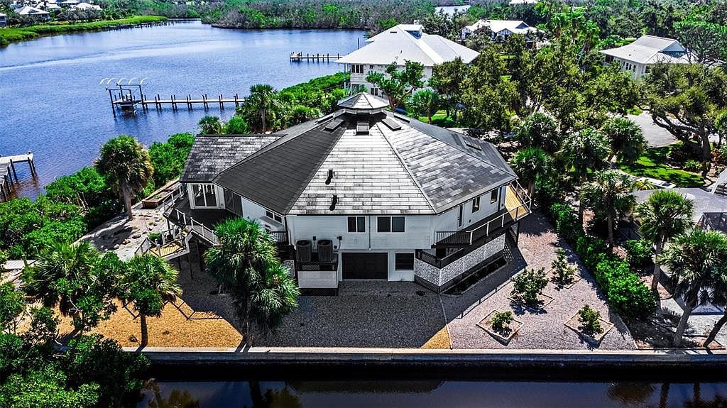 13065 Via Flavia, Placida, FL 33946 | Zillow