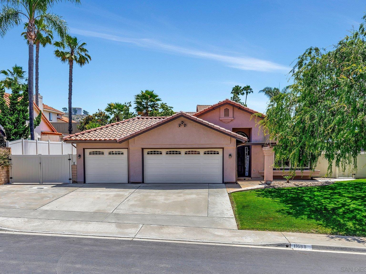 11688 Calle Simpson, El Cajon, CA 92019 | Zillow