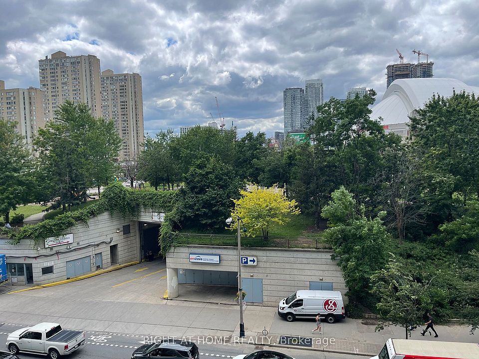 25 Lower Simcoe St #516, Toronto, ON M5J 3A1 | Zillow