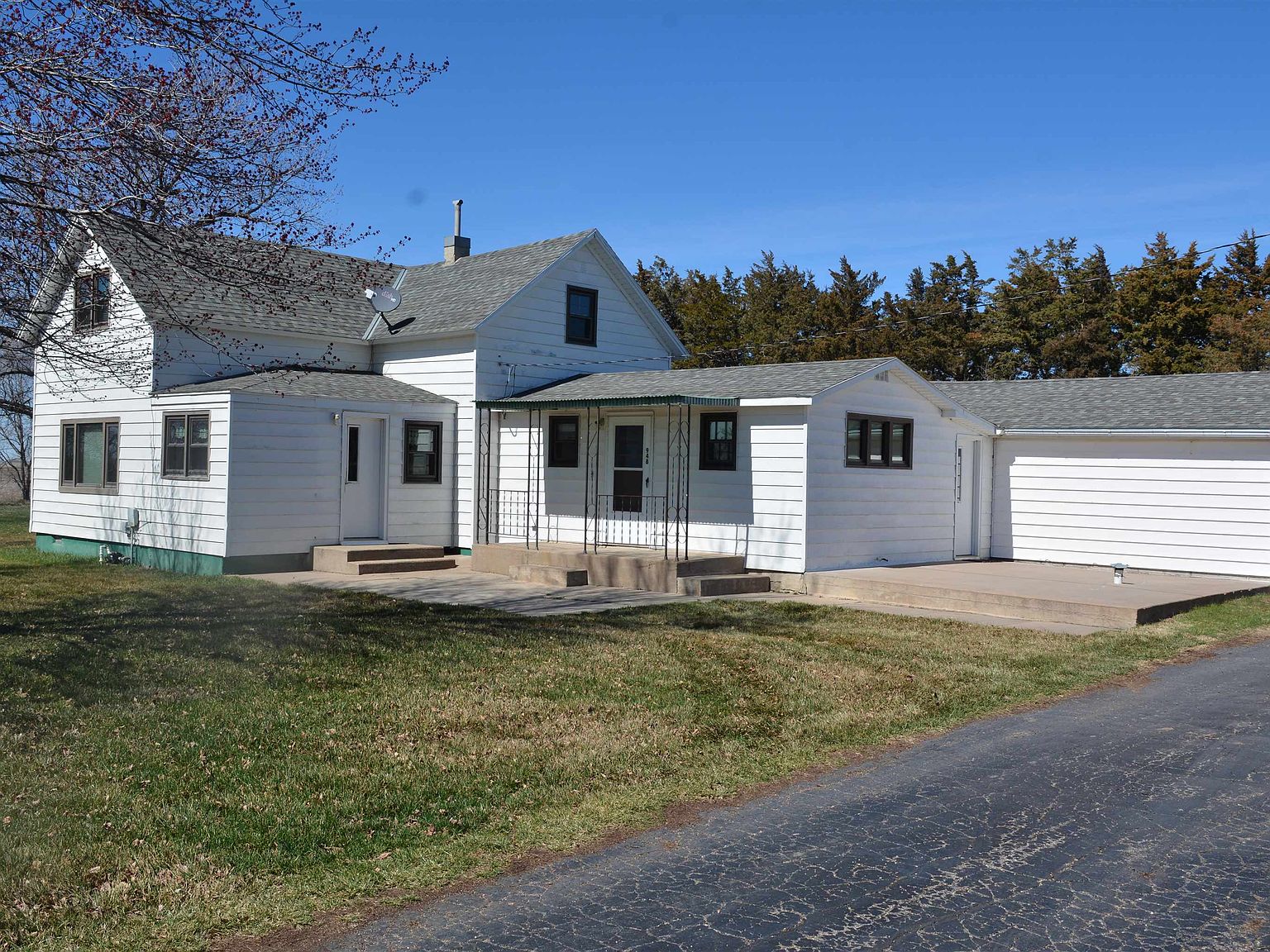 948 Belfield St, Upland, NE 68981 | Zillow