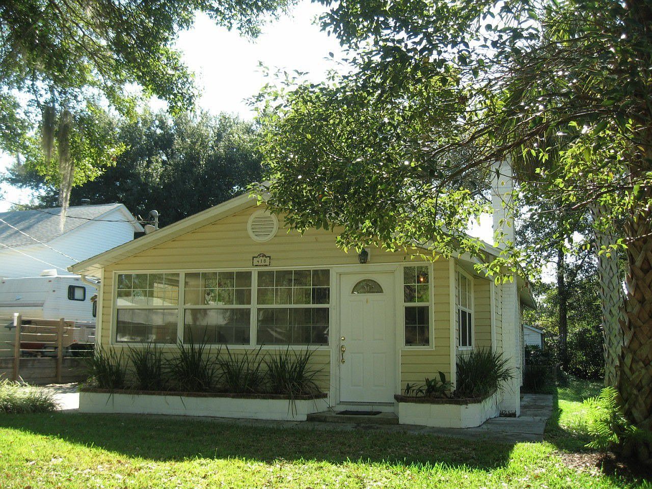 418 E 10th Ave, Mount Dora, FL 32757 | Zillow