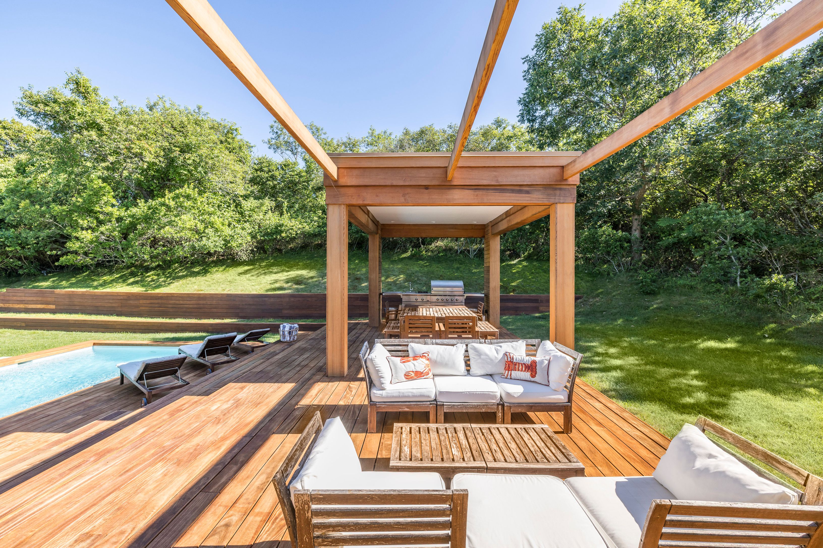 10 Captain Balfour Way, Montauk, NY 11954 | Out East